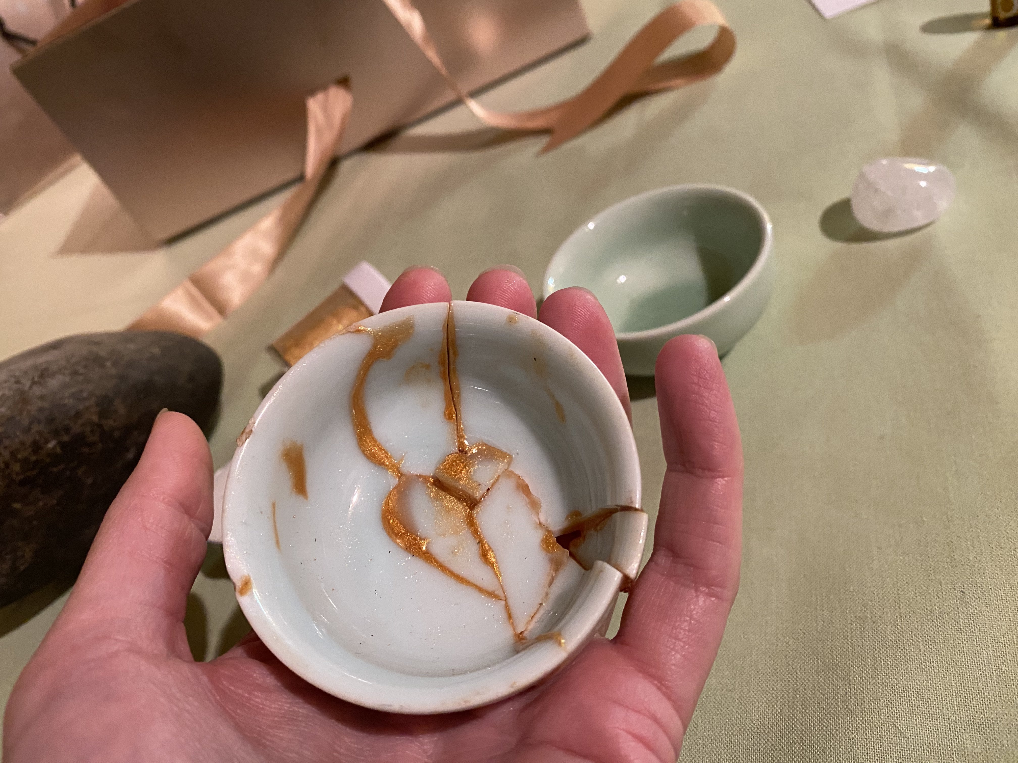 Kintsugi: Die Kunst, Zerbrochenes zu einem Meisterwerk zu machen ...